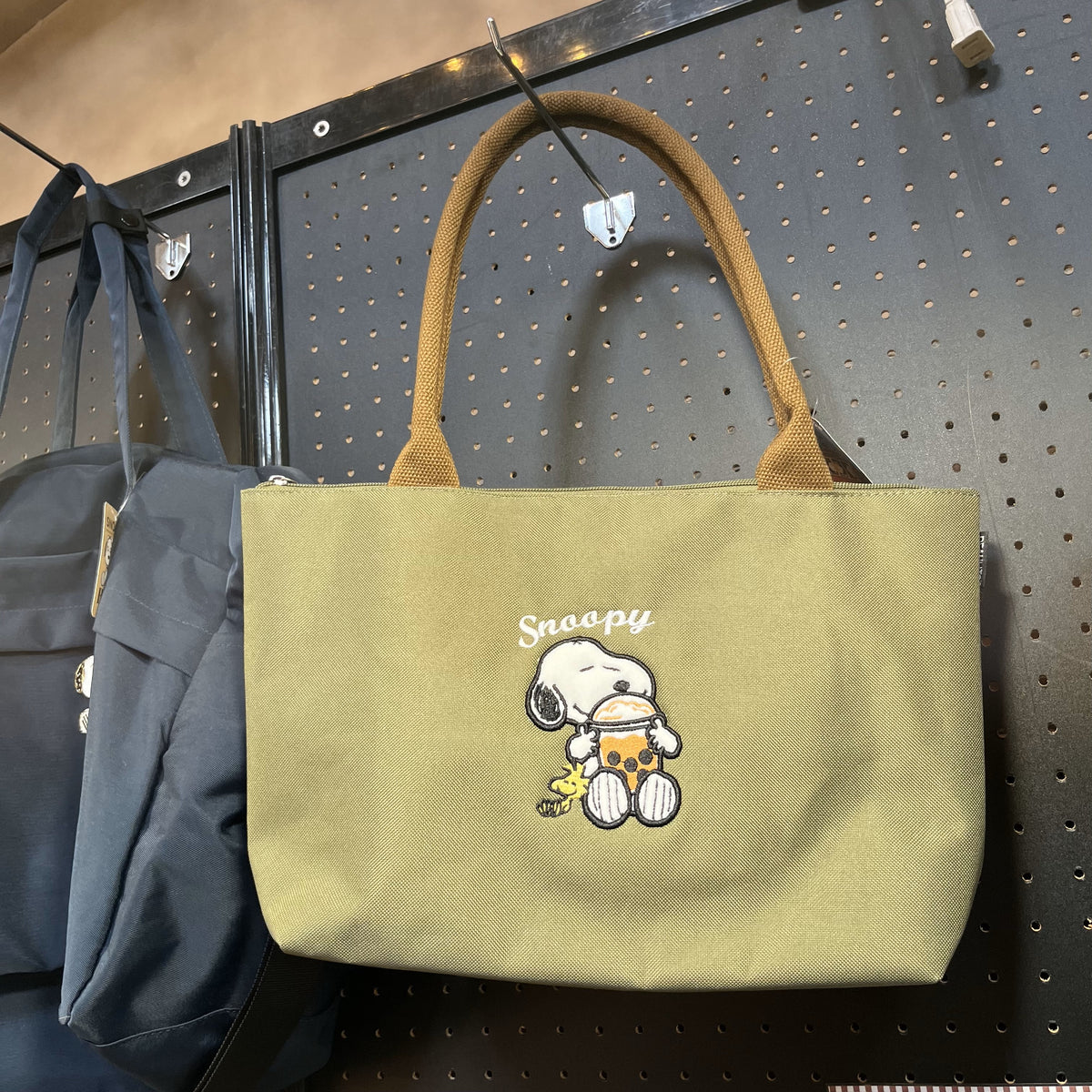 Peanuts Snoopy "Bubble Tea" Green Tote Bag | SNPY ONLY