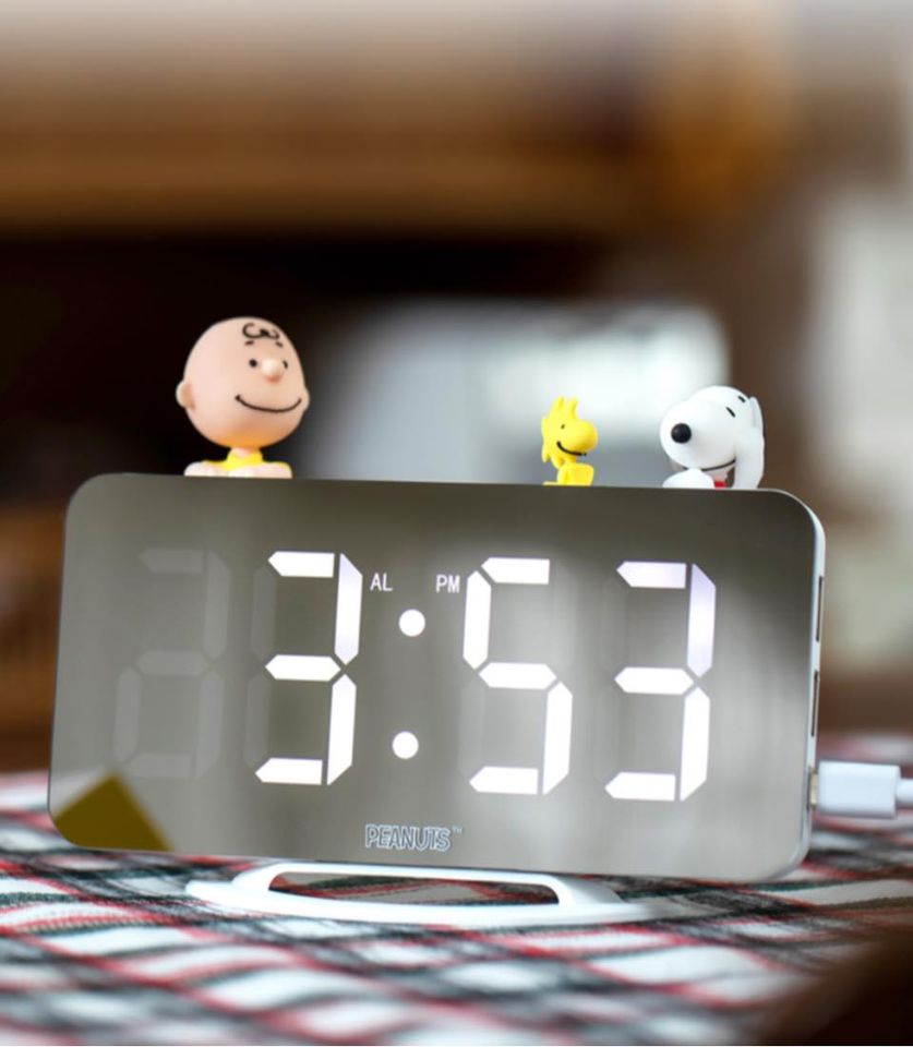 Peanuts Snoopy Digital Alarm Clock | SNPY ONLY